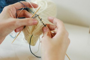 stranded knitting: the importance of color dominance – Paper Tiger