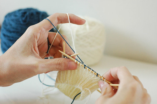 stranded knitting: the importance of color dominance – Paper Tiger